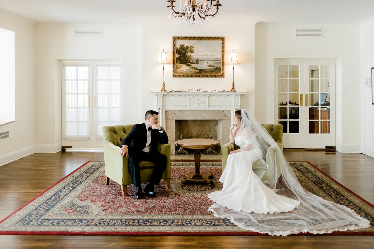 Marriage and Money: A Newlywed’s Guide to Joint Finances - Suttle ...
